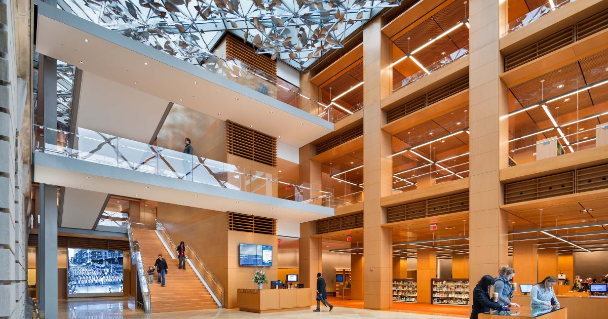 Learn how to combine wood and glass in decoration - Plywood Express